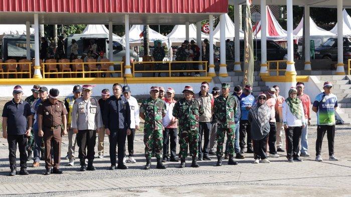 Pemkot Pangkalpinang, TNI, dan Polri Gelar Apel Gabungan dan Karya Bakti Peringati HUT ke-79 TNI ...