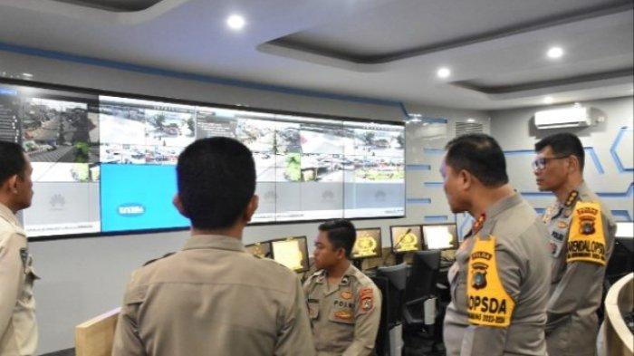 Cek Ruang Command Center Kapolda Babel Pastikan Keamanan dan Peralatan ...