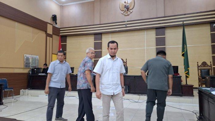 Tiga Orang Karyawan dan Satu Orang Eks Karyawan PT Timah jadi Saksi ...