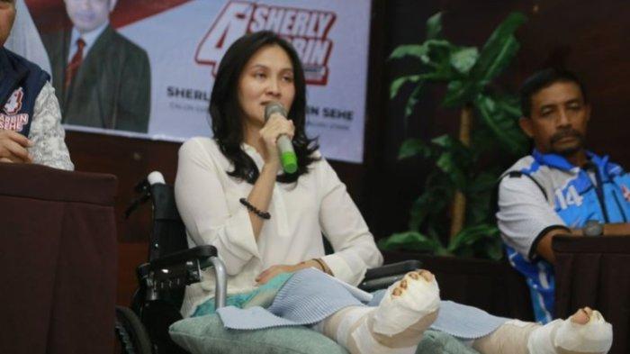 Kondisi Terkini Sherly Tjoanda Istri Benny Laos Setelah 3 Kali Operasi Kaki - Bangkapos.com
