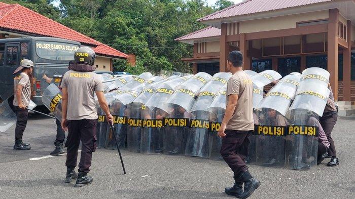 Polres Bangka Selatan Gelar Latihan Simulasi Dalmas Persiapan Mengamankan Pilkada Serentak 2024 ...