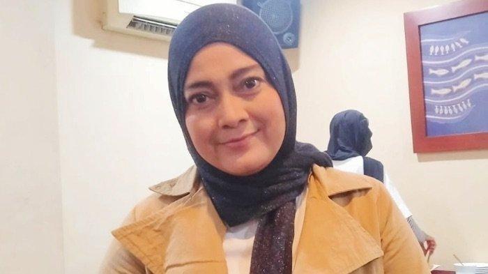 Sosok Dean Desvi, Pesinetron yang Alami Pelecehan Oleh Pimpro Sinetron ...