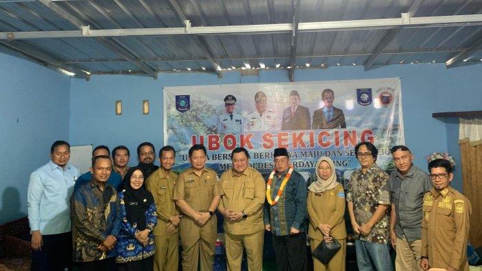 Tim Juri KIPP Uji Sekolah BUMDesa Ubok Sekicing di Desa Simpang Tiga ...