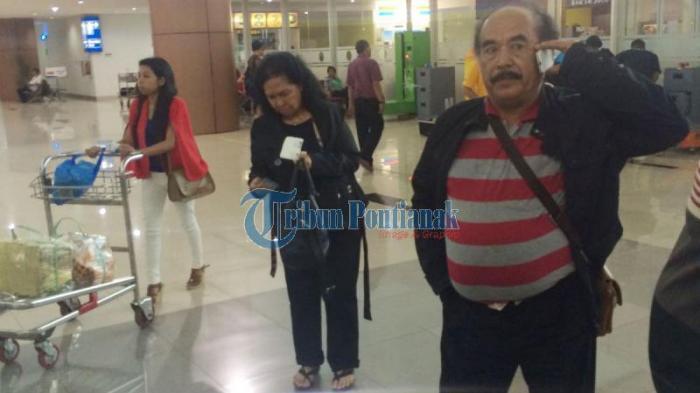 Pria Diduga Nabi Palsu Ahmad Musadeq Tiba-tiba Muncul di Bandara ...