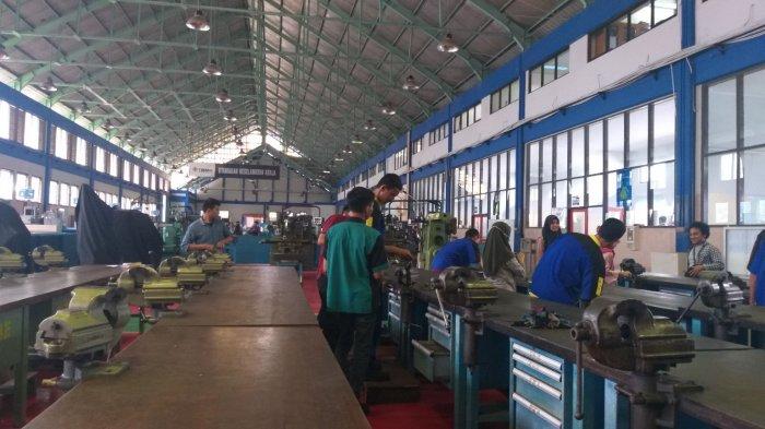 Polman Babel Buka Pendaftaran Mahasiswa Baru dengan Kuota 300, Ini ...