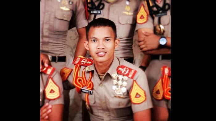 Angger Pandu Yudha Lulusan Taruna Terbaik Akmil Anak Guru SD ...