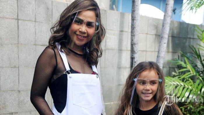 Kedua Anak Melaney Ricardo Tulis Surat Ungkapan Rindu, Sang Ibunda ...