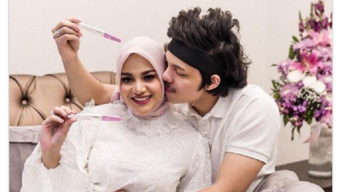 Ini Jawaban Atta Halilintar Soal Kehamilan Kedua Aurel Hermansyah - Bangkapos.com