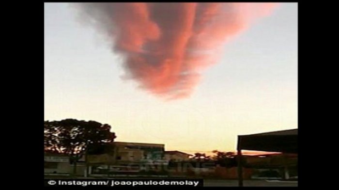 Fenomena Awan Merah Menggantung Dikira Puting Beliung, Ada yang ...