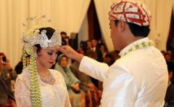 Inilah Kisah Cinta Putri Hatta Rajasa - Bangkapos.com