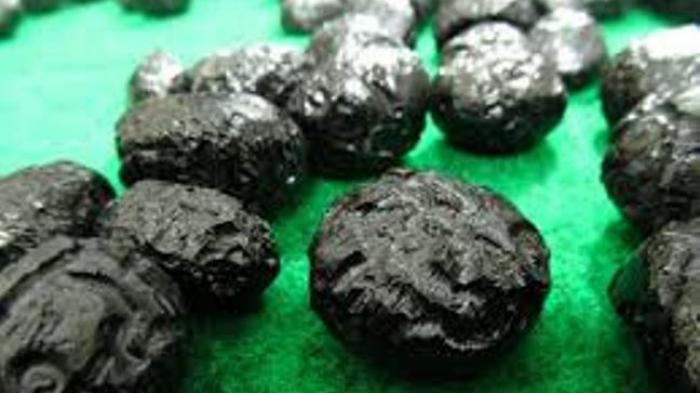 Mengenal Satam si Batu Meteor Belitung, Manfaat dan Khasiatnya ...