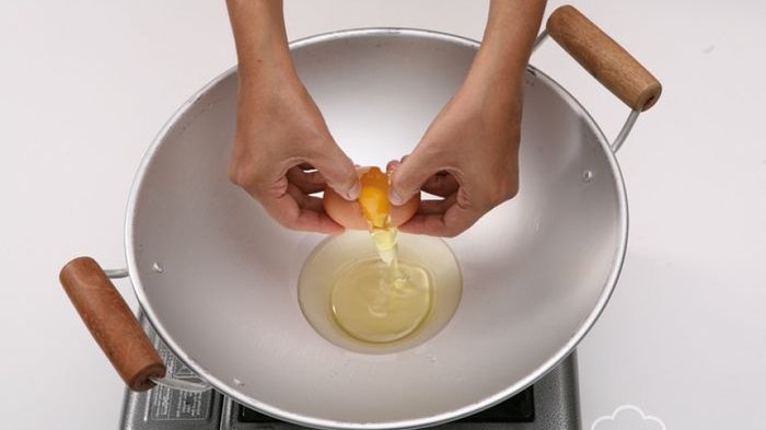 Cara Membuat Telur Mata Sapi Cantik dan Tidak Gosong - Bangkapos.com