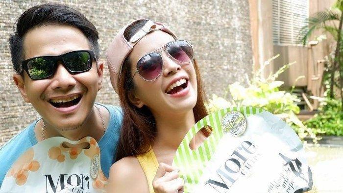 Ingat Yeslin Wang Mantan Istri Delon? Kini Resmi Menikah Lagi, Ini ...