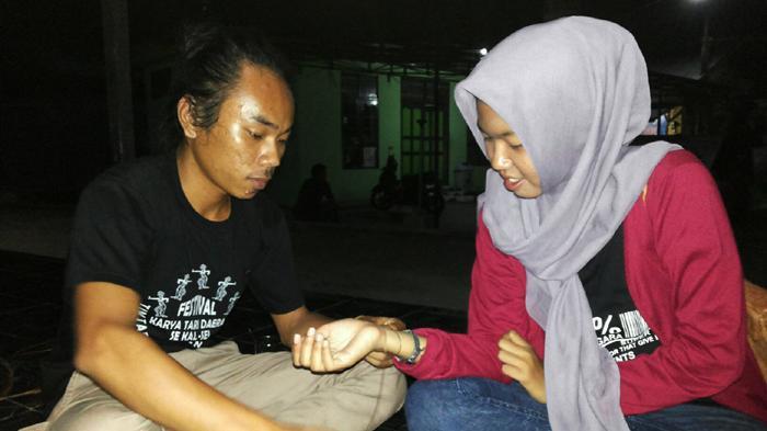 Gelang Simpai Khas Dayak Ini Tak Bisa Digunakan Orang Lain - Bangkapos.com