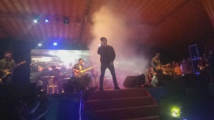 Band Repvblik Guncang Malam Penutupan TCOF Season 4 - Bangkapos.com