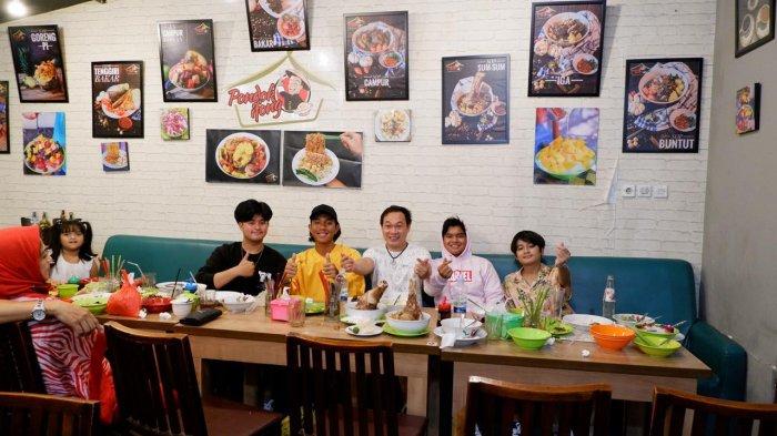 Kangen Kuliner Khas Bangka di Jakarta, Yuk Mampir ke Resto Pondok Ifong ...