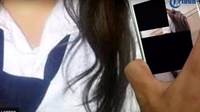 Viral Beredar di Media Sosial WA Video Tak Senonoh 2 ABG di Alun-Alun Bikin Heboh Warga ...