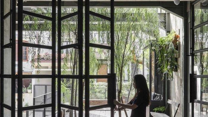 Inilah 12 Model Jendela Kaca Kekinian Ini Bikin Rumah Tampak Mewah dan ...