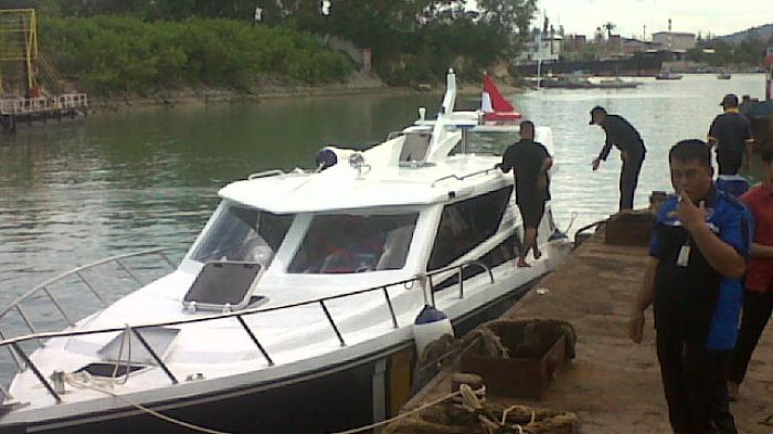Perahu Bocor di Laut Rebo, Nelayan Ivan Cs Sedang Dicari - Bangkapos.com