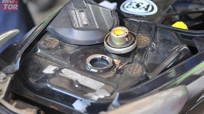 Ini Efek Negatif dan Bahaya Air yang Mengendap di Dalam Tangki Motor ...