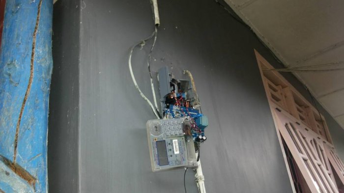 PLN Digugat Rp 1 Miliar Setelah Cabut Meteran Listrik Warga - Bangkapos.com