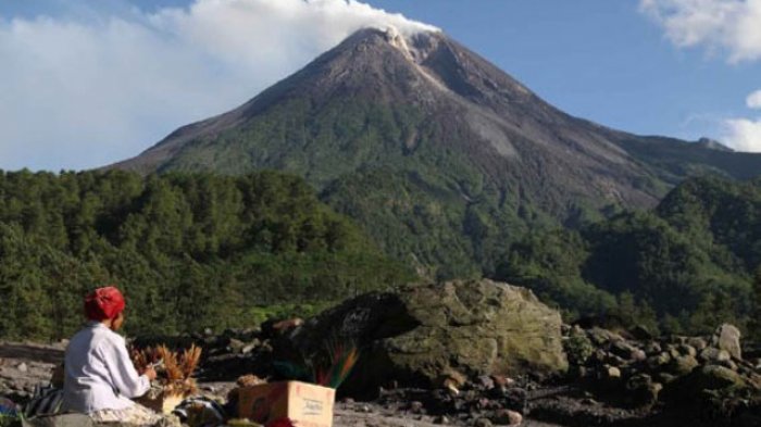 9 Makhluk Halus ini Dipercaya Sebagai Penunggu Gunung Merapi, Satu di ...