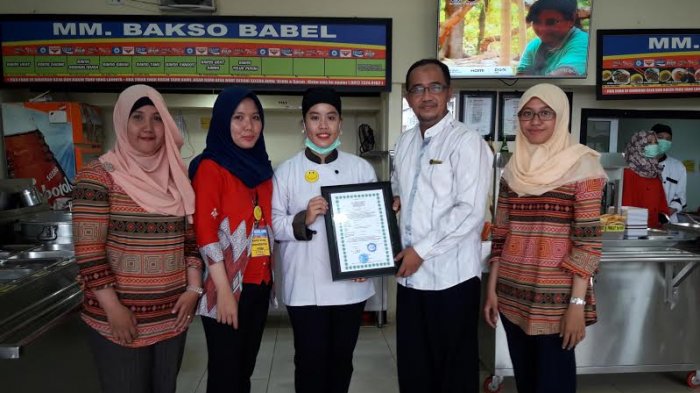 Penasaran, MM Bakso Babel Sediakan 10 Jenis Bakso Unik Disajikan ...
