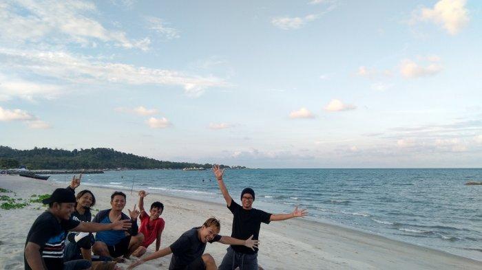 Sensasi Pantai Batu Berakit Sungailiat, Yuk Intip Pesonanya - Bangkapos.com