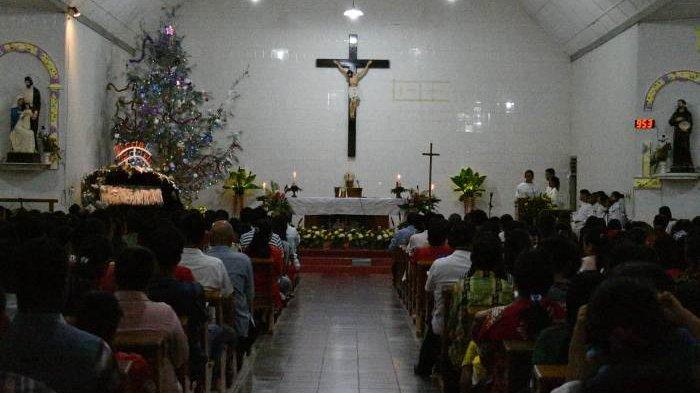 Uskup Mgr Adrianus Sampaikan Pesan Rukun dan Damai di Gereja Katolik ...