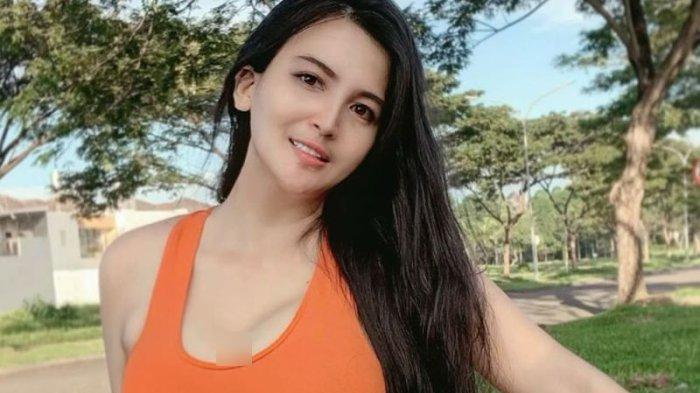 Cantik dan Body Goals, Dianna Dee Wajib Lakukan Ini di Toilet Sebelum ...
