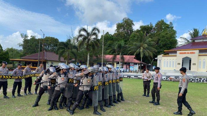 Sat Samapta Gelar Pelatihan Pengendalian Massa - Bangkapos.com