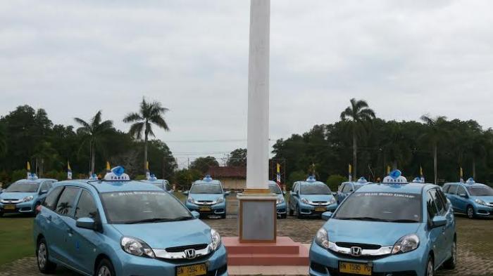Naik Blue Bird Gunakan Voucher Lebih Praktis - Bangkapos.com