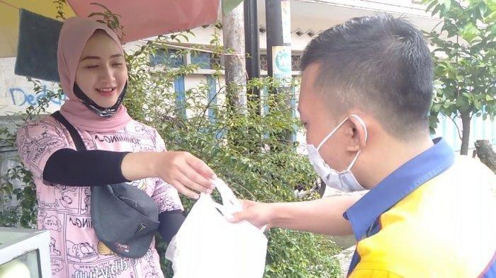 BEREDAR Foto Tukang Rujak Cantik, Hidung Mancung dan Mata Indah ...