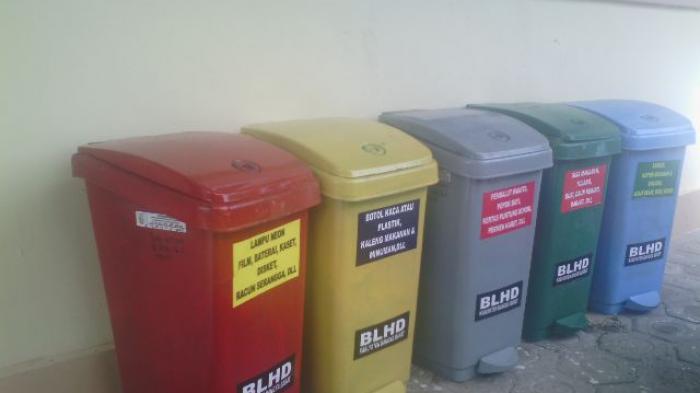 Ini Kegunaan Tong Sampah Lima Warna - Bangkapos.com