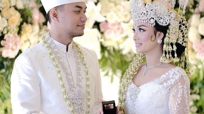 Hari Ini Suami Zaskia Gotik Kembali Dipanggil KPK, Jadi Saksi Kasus ...