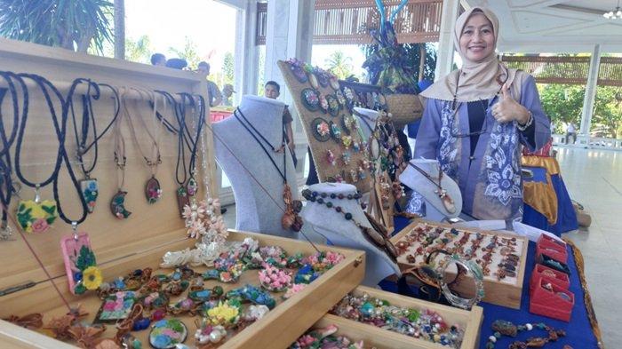 Kreasinya Lebih Simple, Kerajinan Tangan Aksesoris Karya Asal Kalsel ...