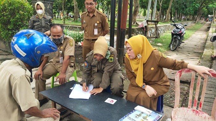 Keluyuran Saat Jam Kerja, Puluhan ASN di Banjarmasin Terjaring Razia BKD Diklat dan Satpol PP ...
