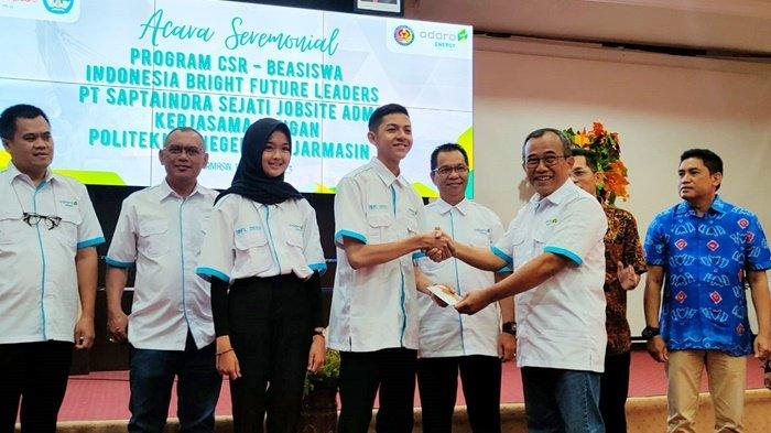 Bina Anak Muda di Area Operasional, PT SIS Berikan Beasiswa - Halaman ...