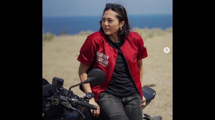 Hobi Olahraga Ekstrem yang Buat Poppy Sovia Ketagihan, Ada Peran Wendy ...