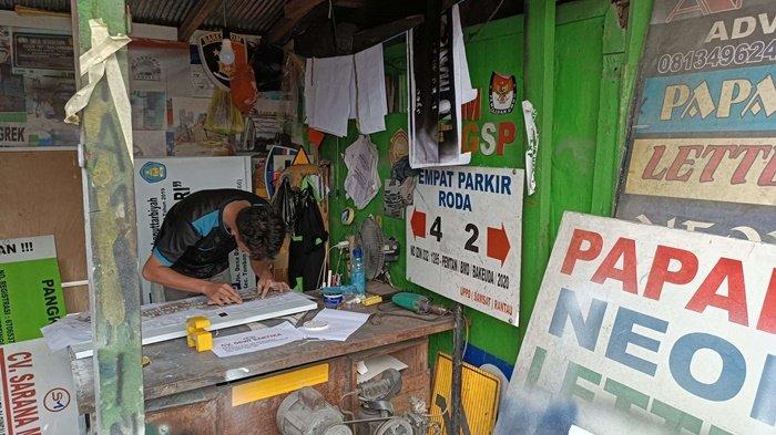 Berdiri Sejak 35 Tahun Lalu, Pemesanan Advertising Perusahaan di ...