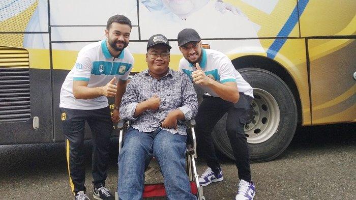 Kisah Fans Berat Barito Putera yang Berkebutuhan Khusus, Arya Putra ...