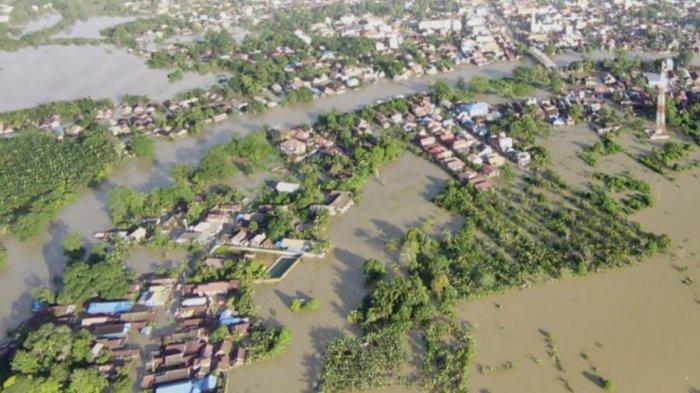 Pengungsi Mulai Tinggalkan Penampungan, Begini Kondisi Banjir di Satui ...