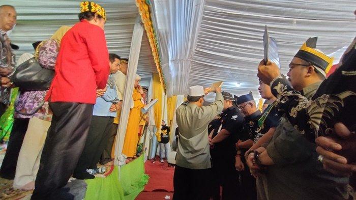 Resmi Dilantik, Bapasak dan Tabas Dipercaya Akan Jadi Pemersatu ...