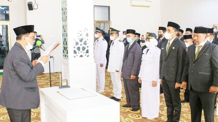 Bupati Tanah Bumbu Zairullah Azhar Lantik Puluhan Pejabat, 3 Kadis dan ...