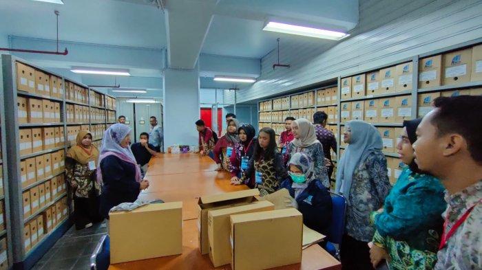 Dispersip Kalsel Menggelar Bimbingan teknis Pengelolaan Arsip Dinamis dan Penyusutan Arsip ...