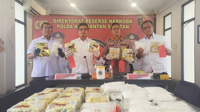 Ditresnarkoba Polda Kalsel Lakukan Pengembangan Tangkapan 20 Kg Sabu Terkait Jaringan Fredy ...