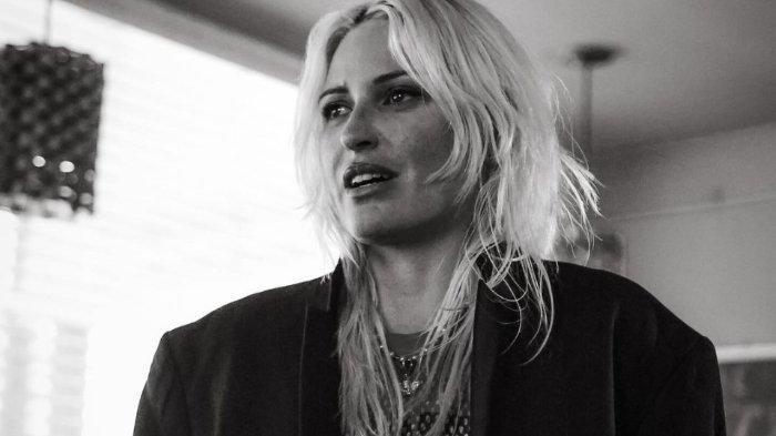 Linkin Park Bagi-bagi Tahu Bulat Jelang Konser di Jakarta Hari Ini, Simak Aturan dan Larangan ...