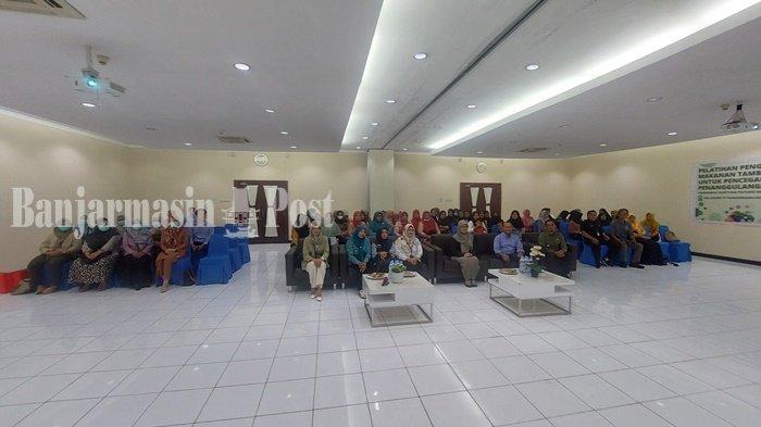 PT Pamapersada Nusantara Distrik BBSO Latih Masyarakat Guntung Payung ...