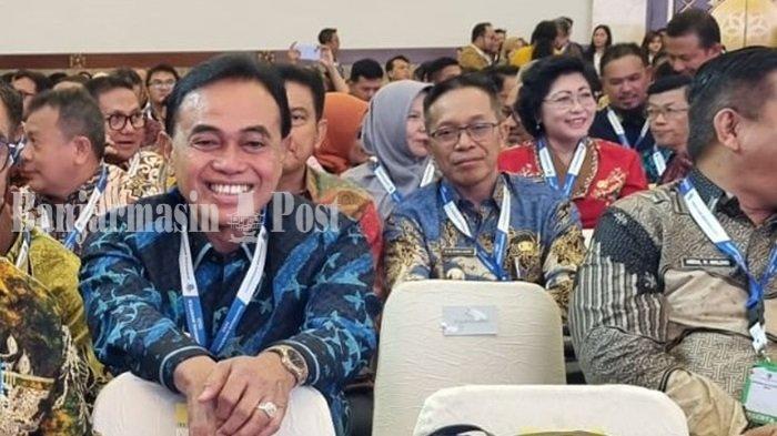 Bupati Tanahbumbu Zairullah Azhar Tersenyum, Target Investasi Terlampaui - Banjarmasinpost.co.id