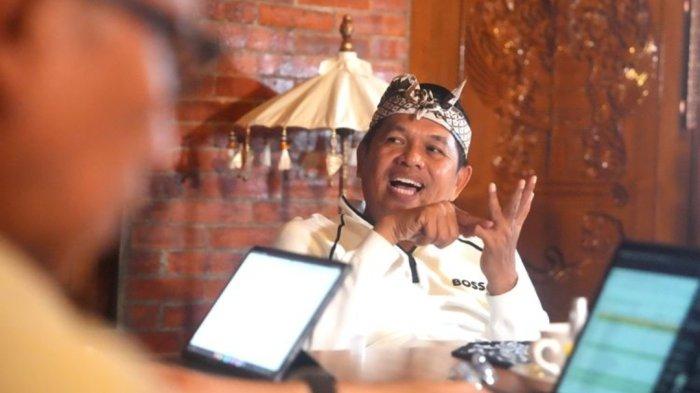 Era Ridwan Kamil Rp1,5 Miliar, Dedi Mulyadi Hapus Anggaran Gubernur Jabar ke Luar Negeri ...